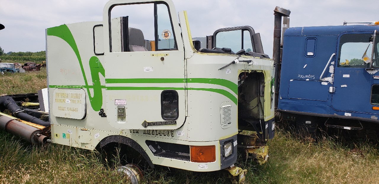 International 9800 Parts Unit for Sale