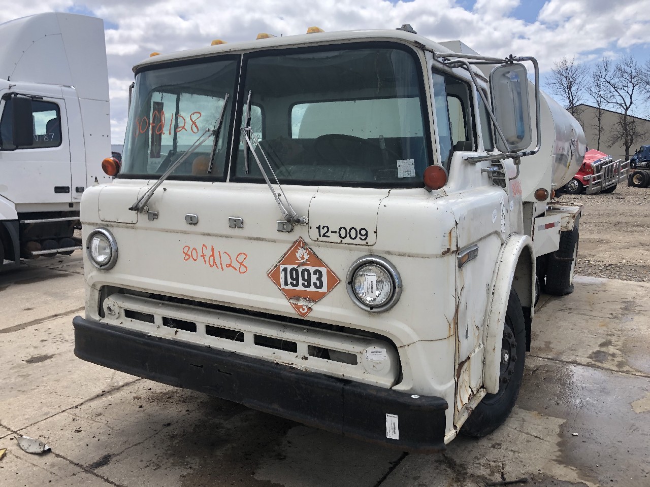 Ford C700 Parts Unit for Sale