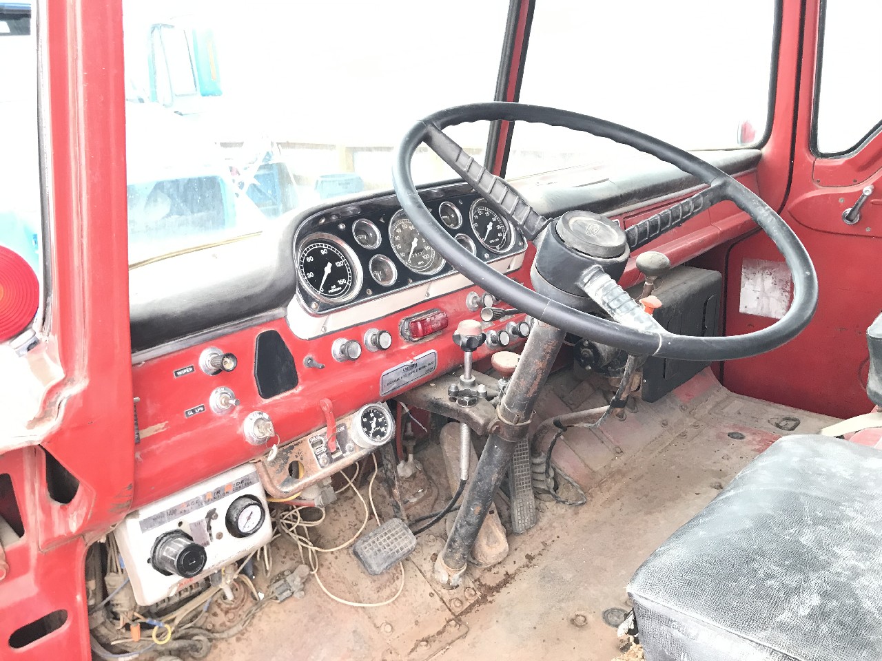 Ford C8000 Parts Unit for Sale