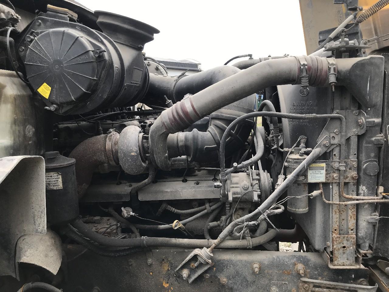 Mack CH600 Parts Unit for Sale