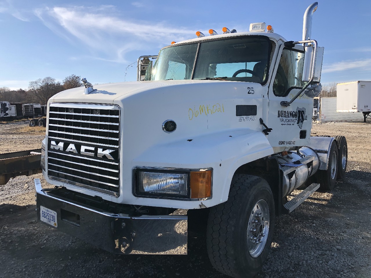 Mack CL600 Parts Unit for Sale