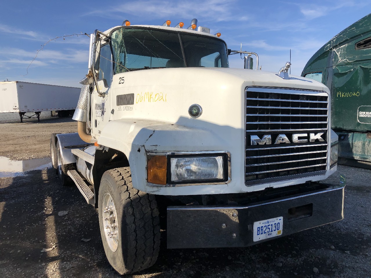 Mack CL600 Parts Unit for Sale