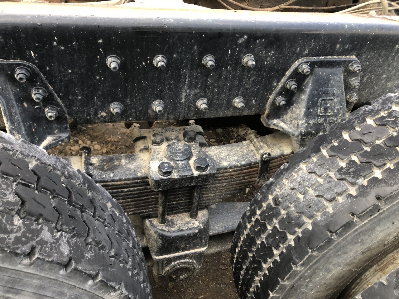 Mack CL600 Parts Unit for Sale