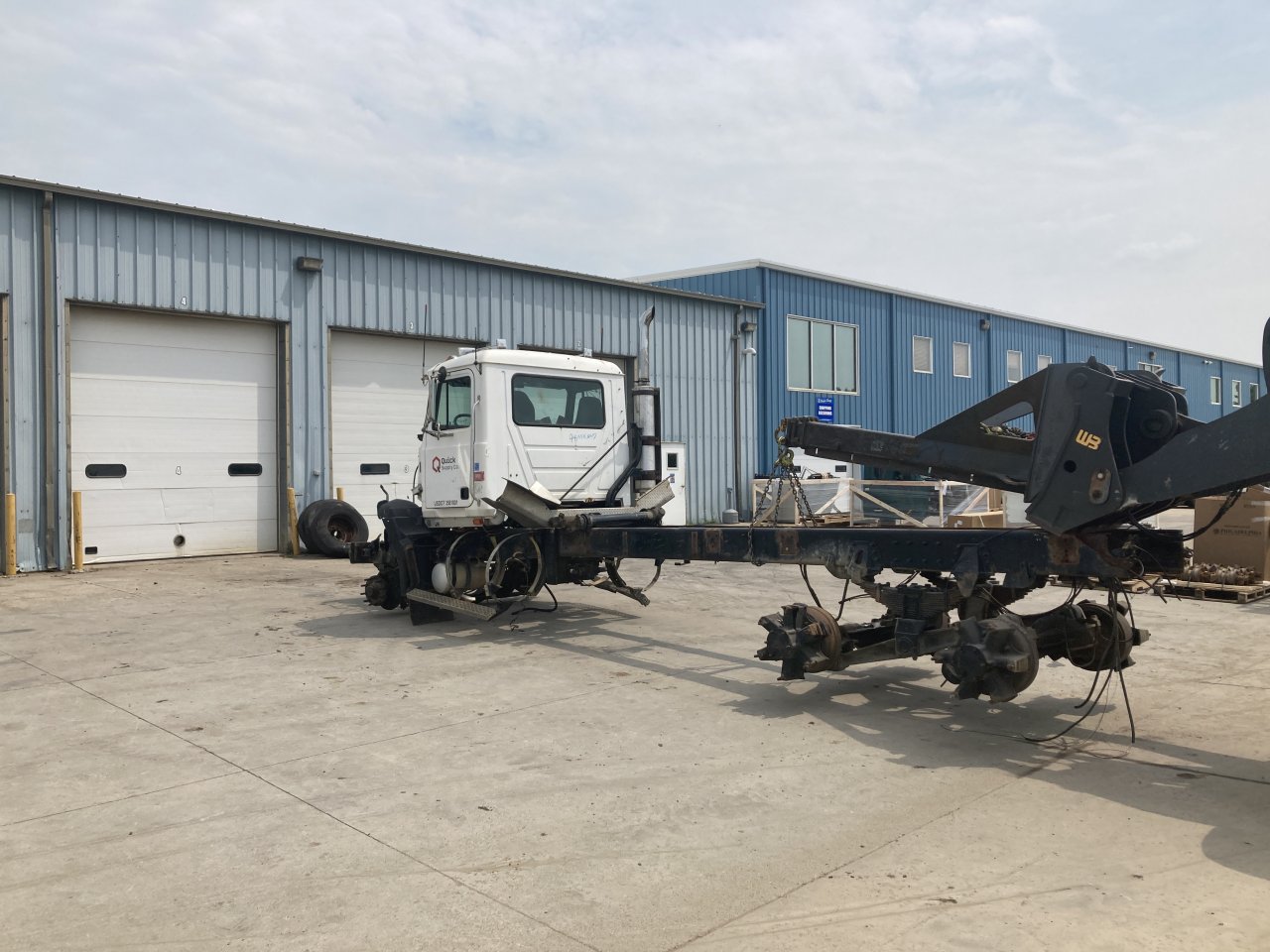 Mack CL600 Parts Unit for Sale