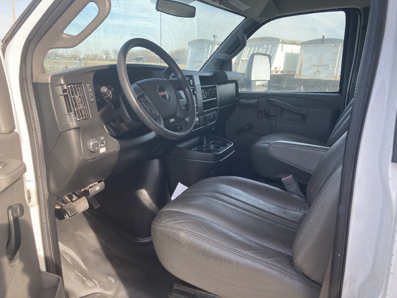 GMC CUBE VAN Truck for Sale