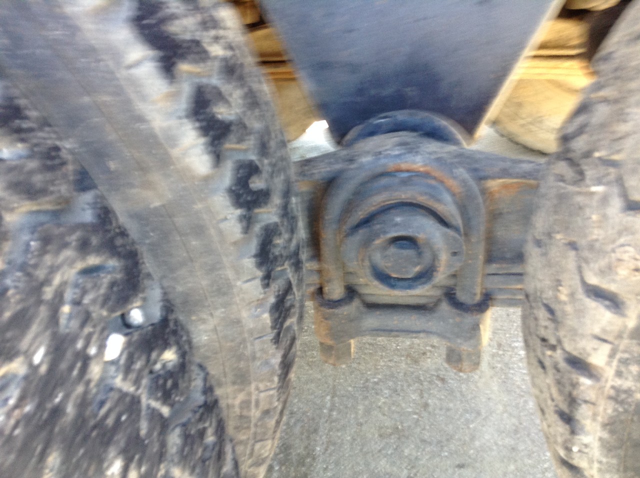 Mack DM400 Parts Unit for Sale