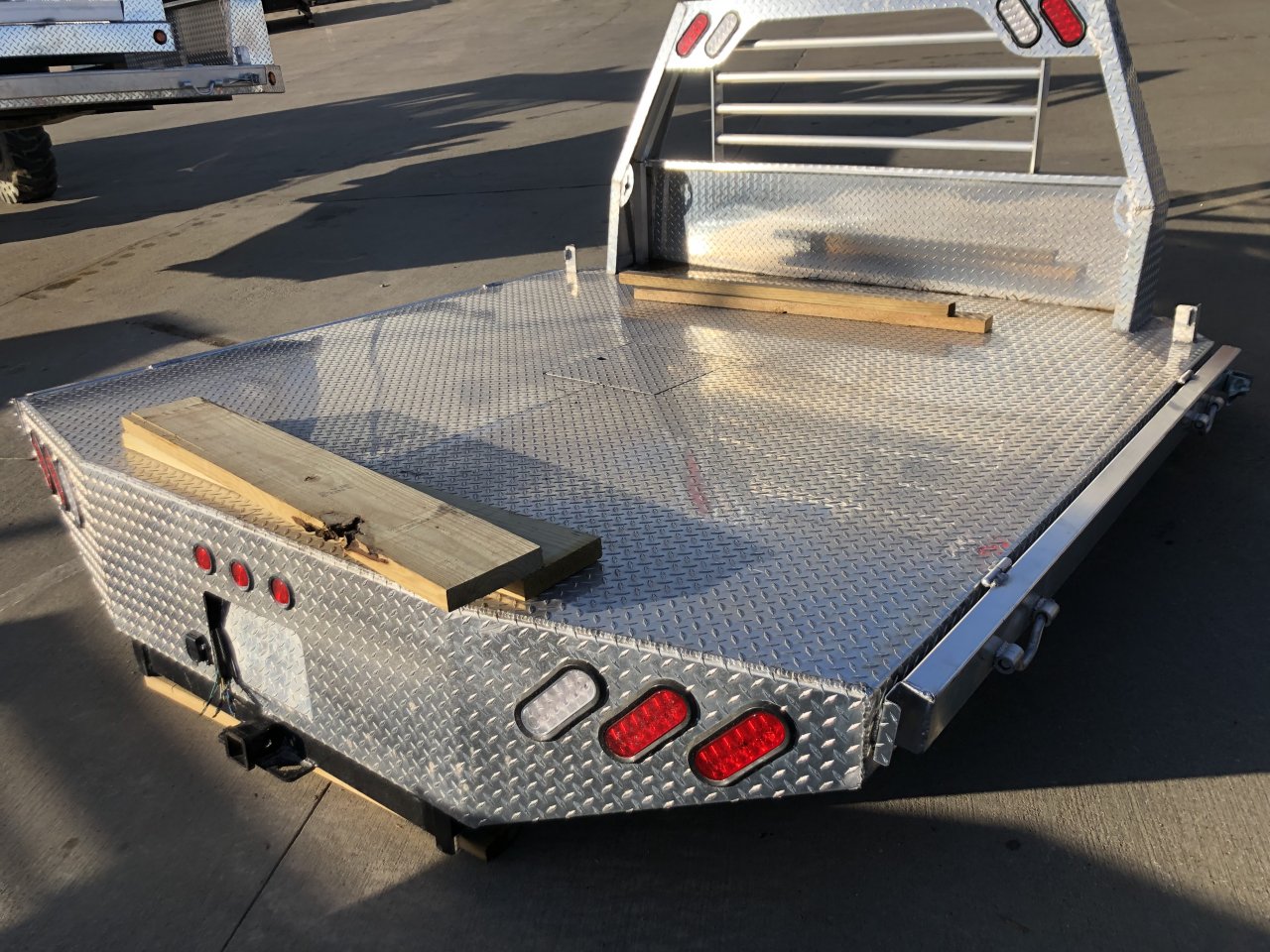 Ironstar Beds Truck Flatbed for Sale