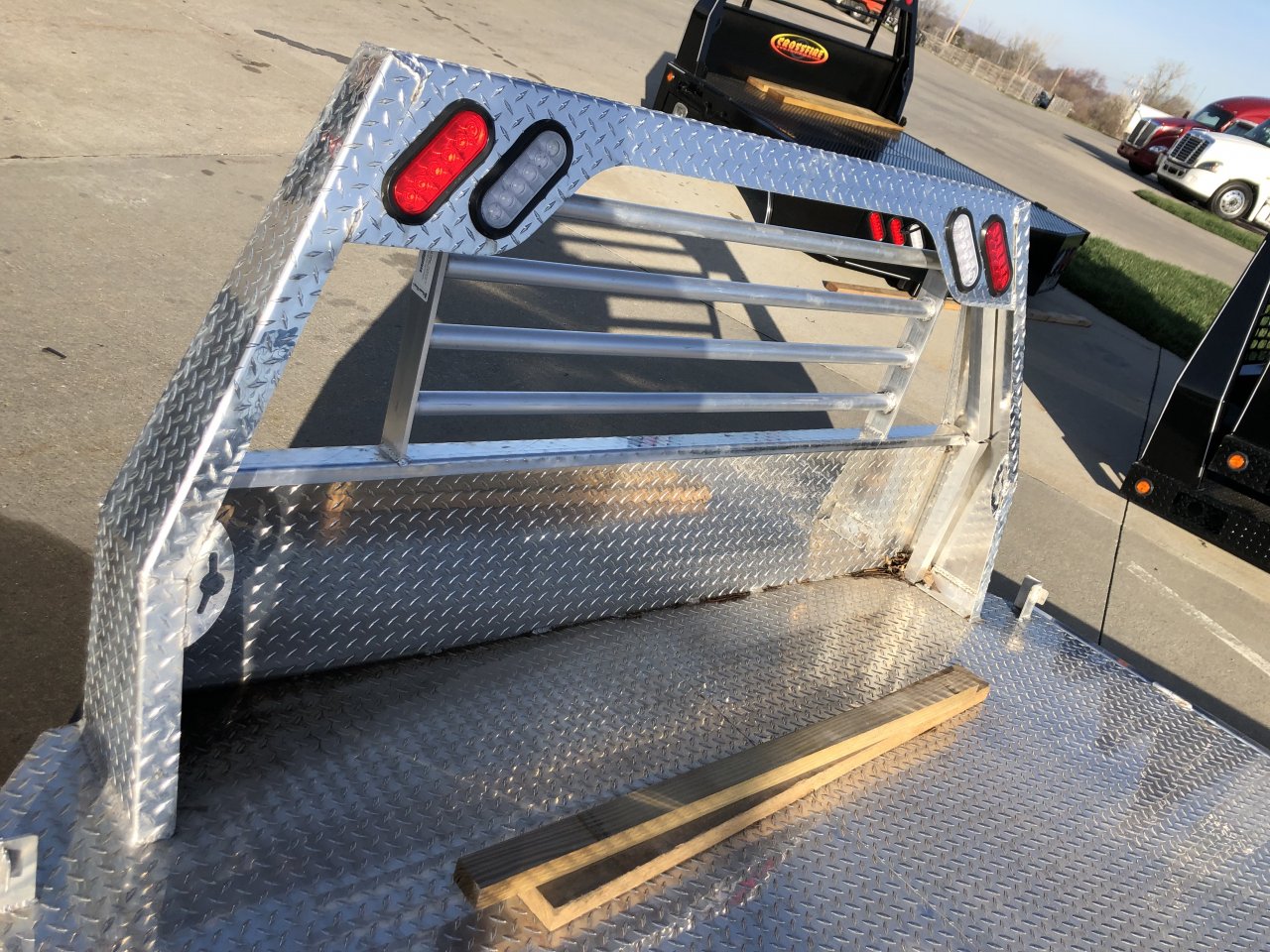 Ironstar Beds Truck Flatbed for Sale