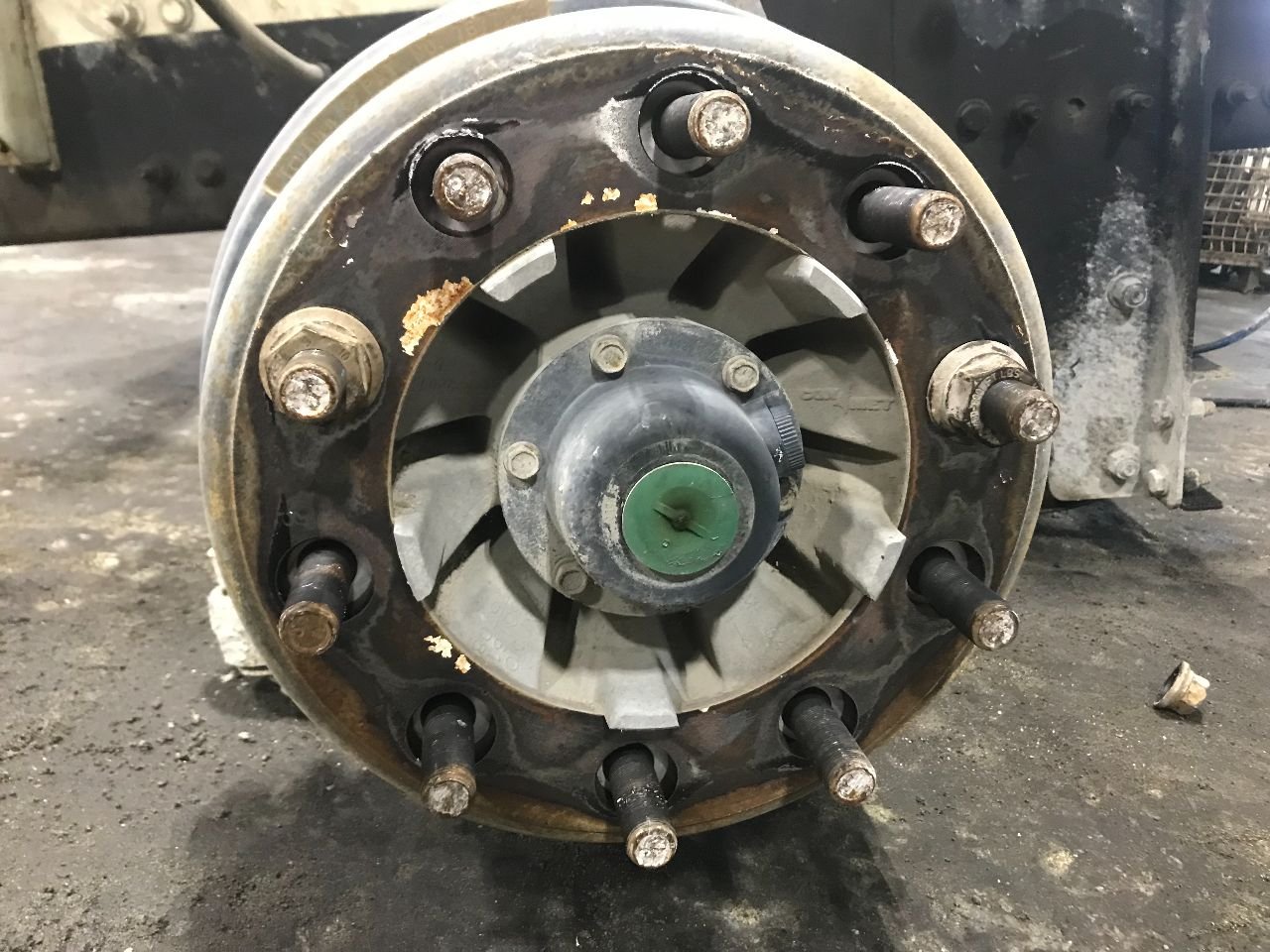 Hendrickson SCT13 Lift (Tag / Pusher) Axle for Sale