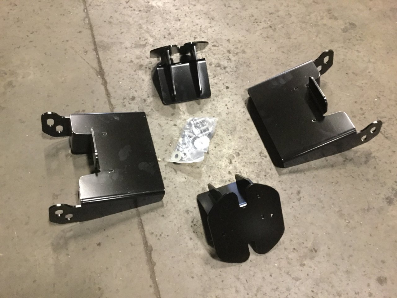 Link Mfg 8A000421 Lift (Tag/Pusher) Axle Components for Sale