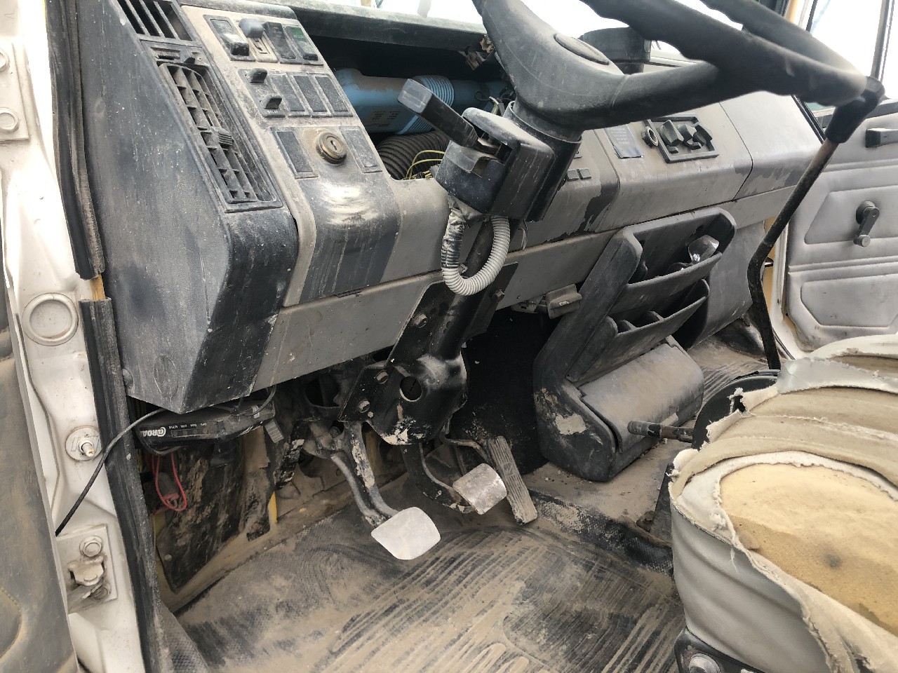 Freightliner FL50 Parts Unit for Sale