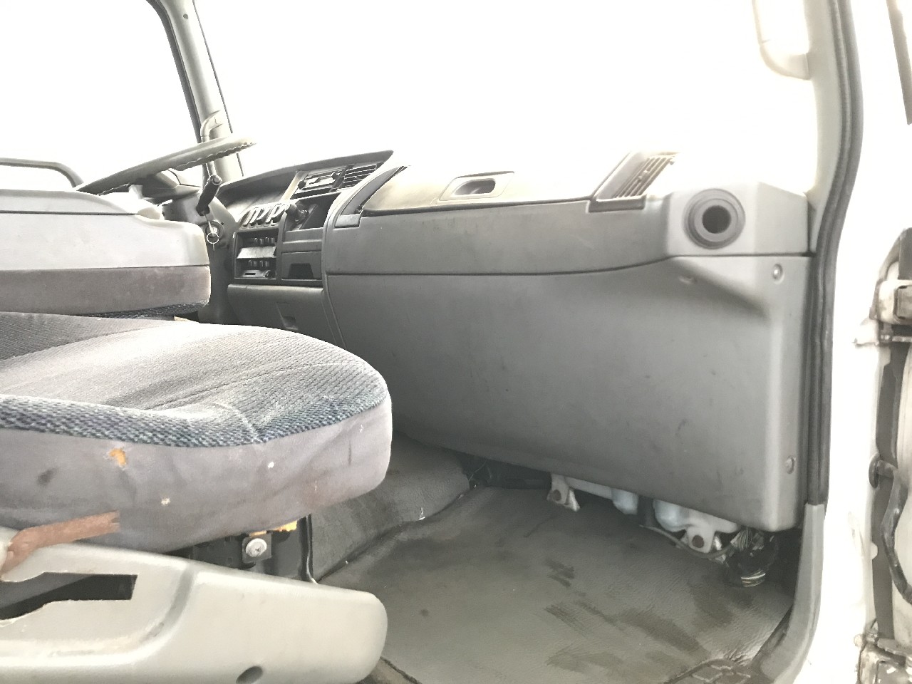 Mitsubishi FUSO Parts Unit for Sale