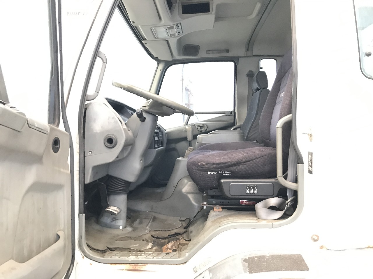 Mitsubishi FUSO Parts Unit for Sale