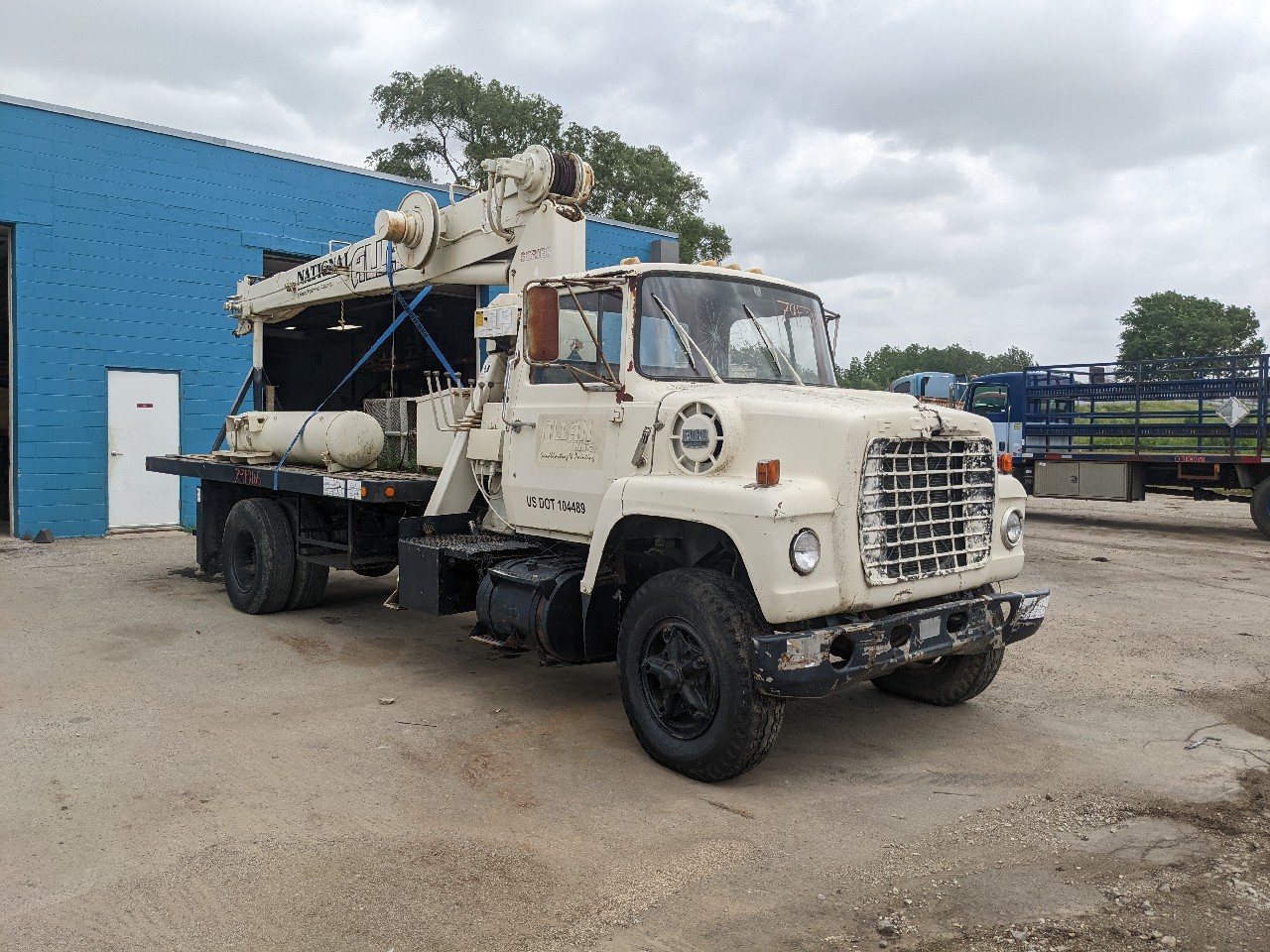 Ford LN800 Parts Unit for Sale