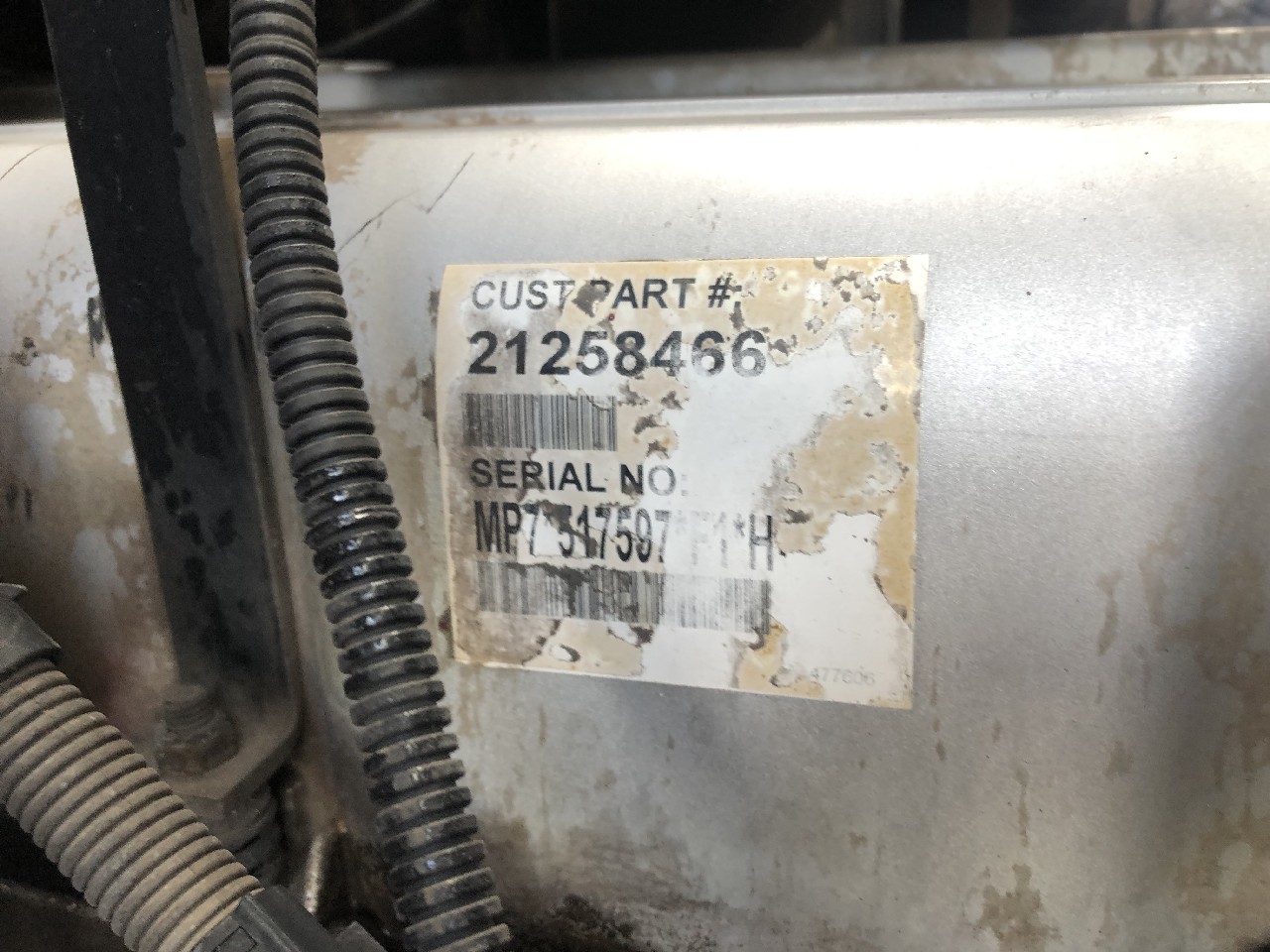 Mack MRU613 Parts Unit for Sale
