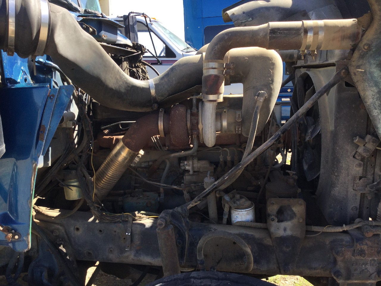Mack R600 Parts Unit for Sale