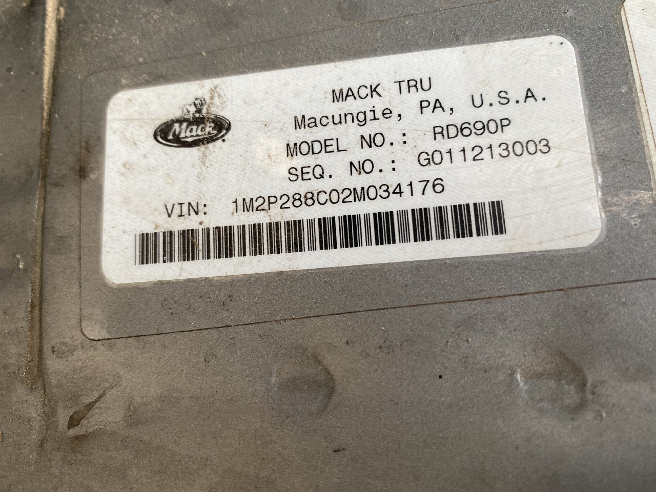 Mack RD600 Floor Mat for Sale