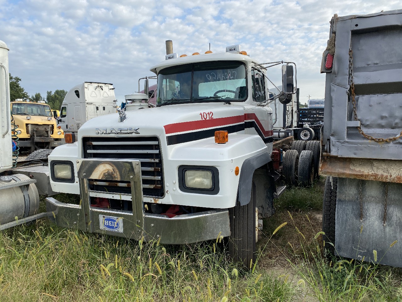 Mack RD600 Floor Mat for Sale