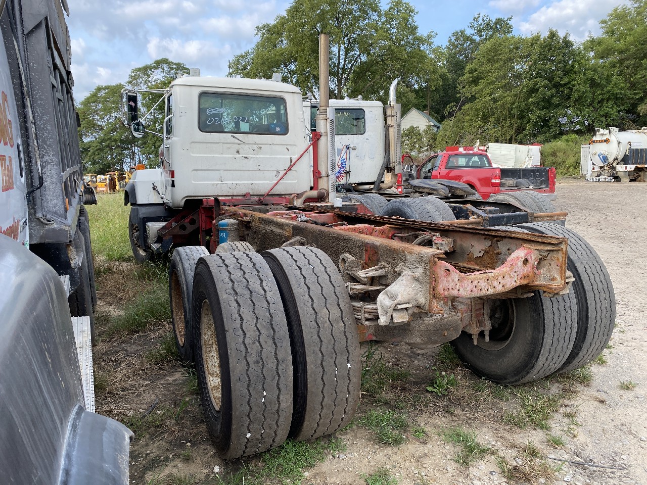 Mack RD600 Floor Mat for Sale