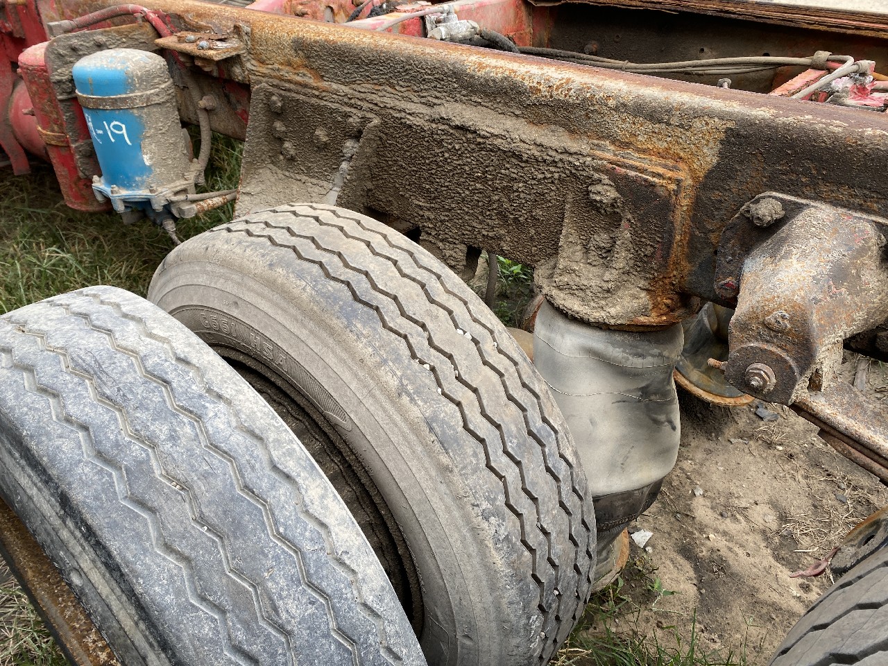 Mack RD600 Floor Mat for Sale