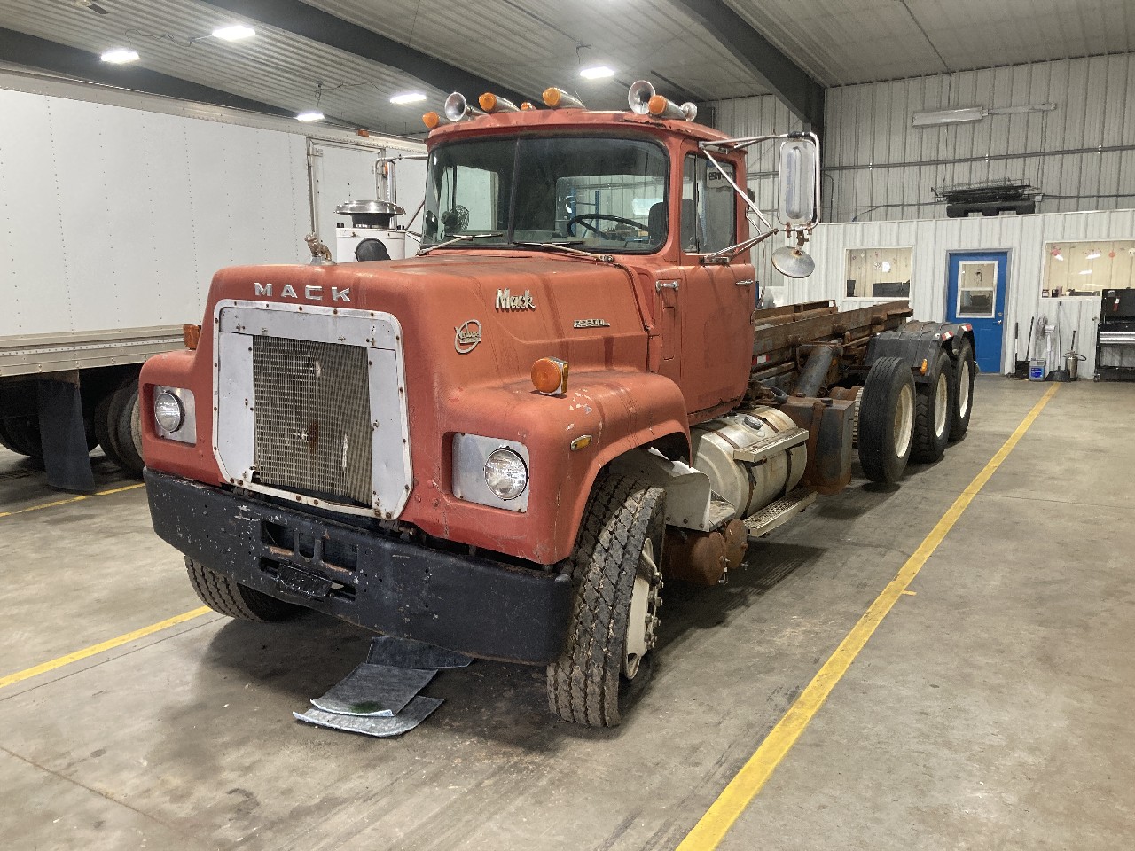 Mack RS600 Parts Unit for Sale