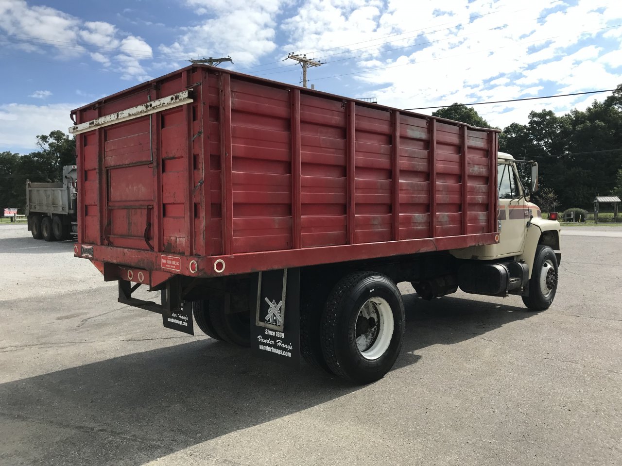 International S1600 Truck for Sale