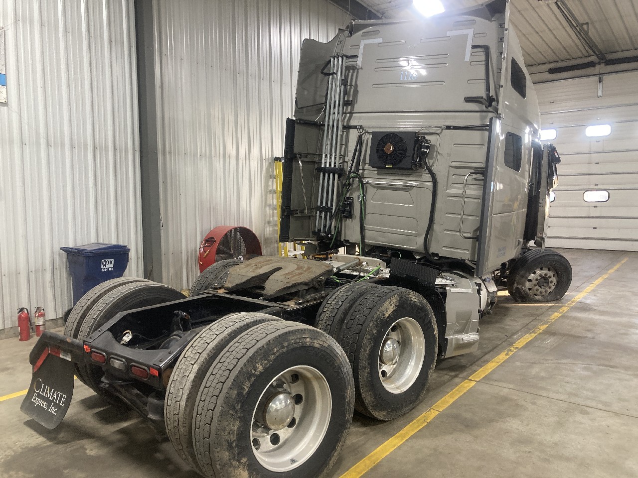 84752175 | Volvo VNL Cab Interior Part for Sale