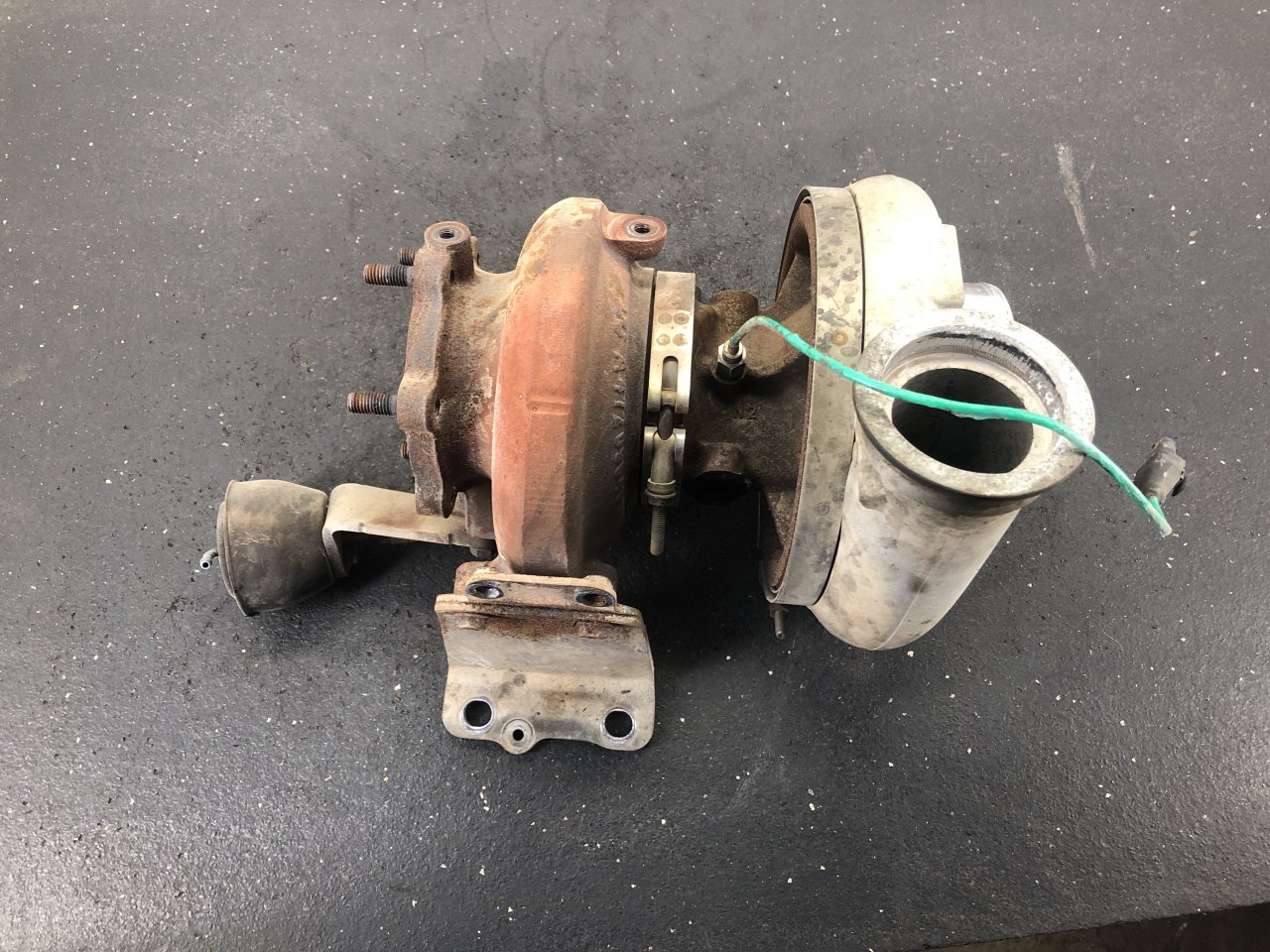 A4720901480 | Detroit DD15 Engine Turbocharger for Sale