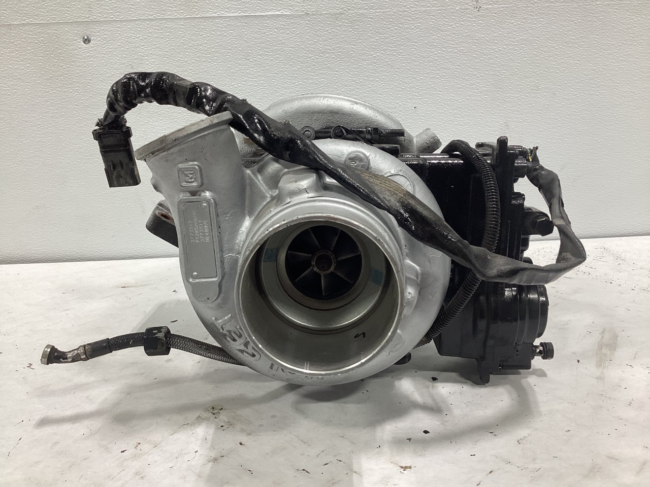 3773512 | Paccar PX8 Engine Turbocharger for Sale