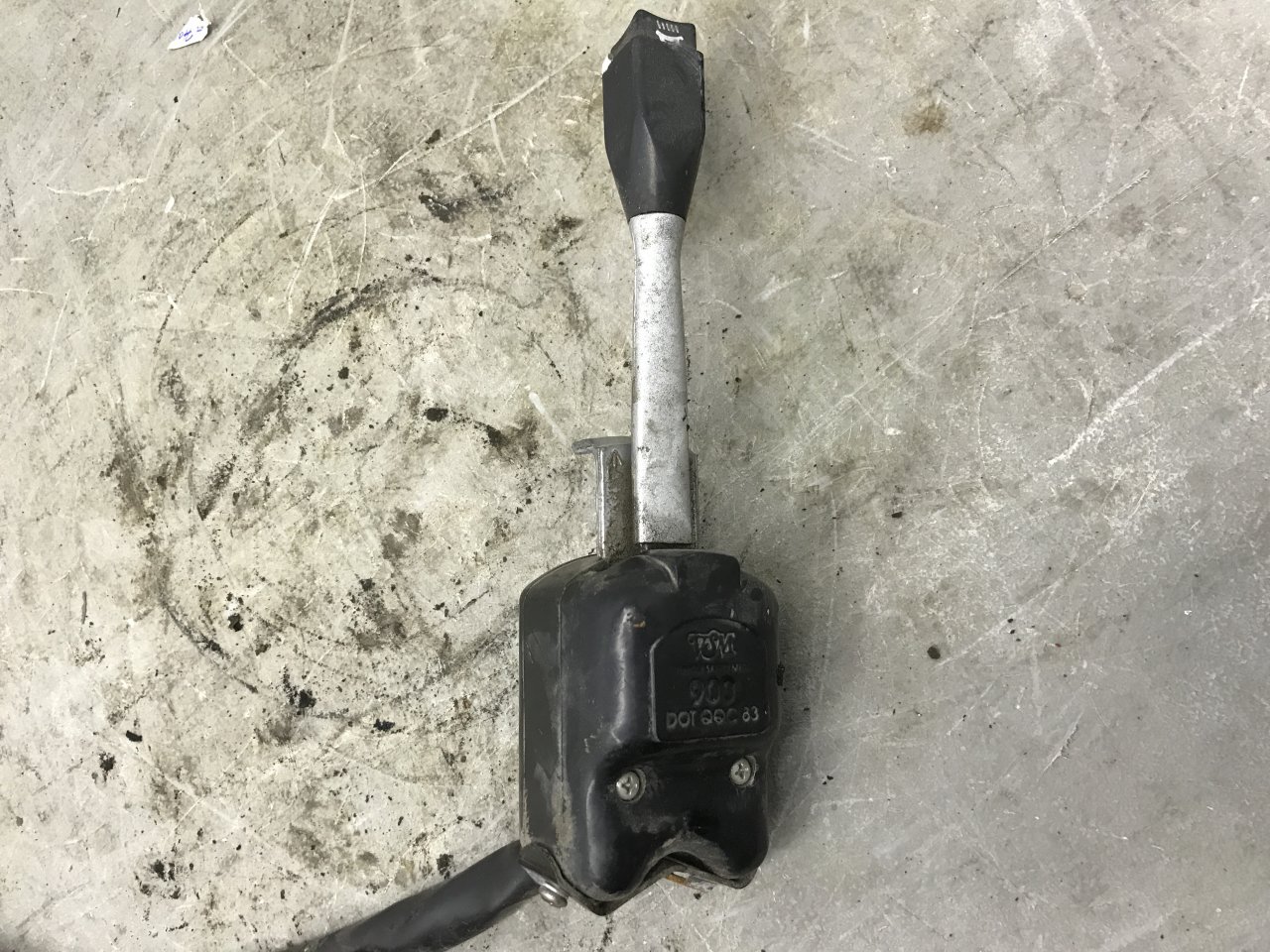 QQC83 | Peterbilt 379 Turn Signal/Column Switch for Sale