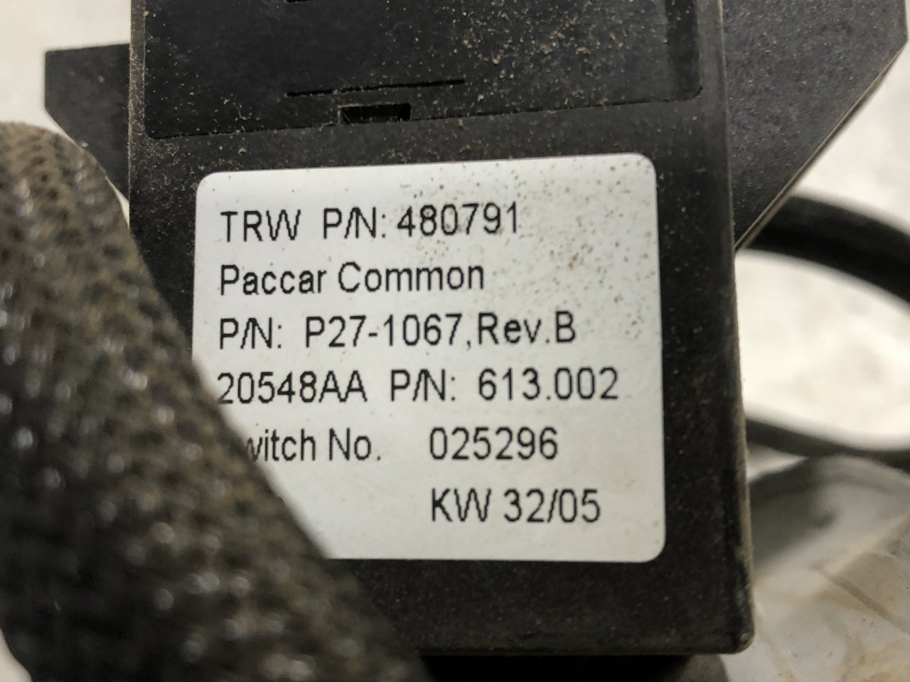 480791 | Peterbilt 379 Turn Signal/Column Switch for Sale