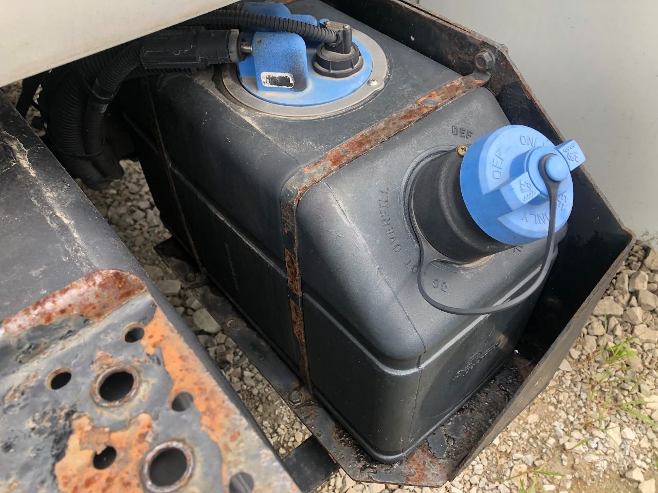 908-0104 | Ford F750 DEF | Urea Tank for Sale