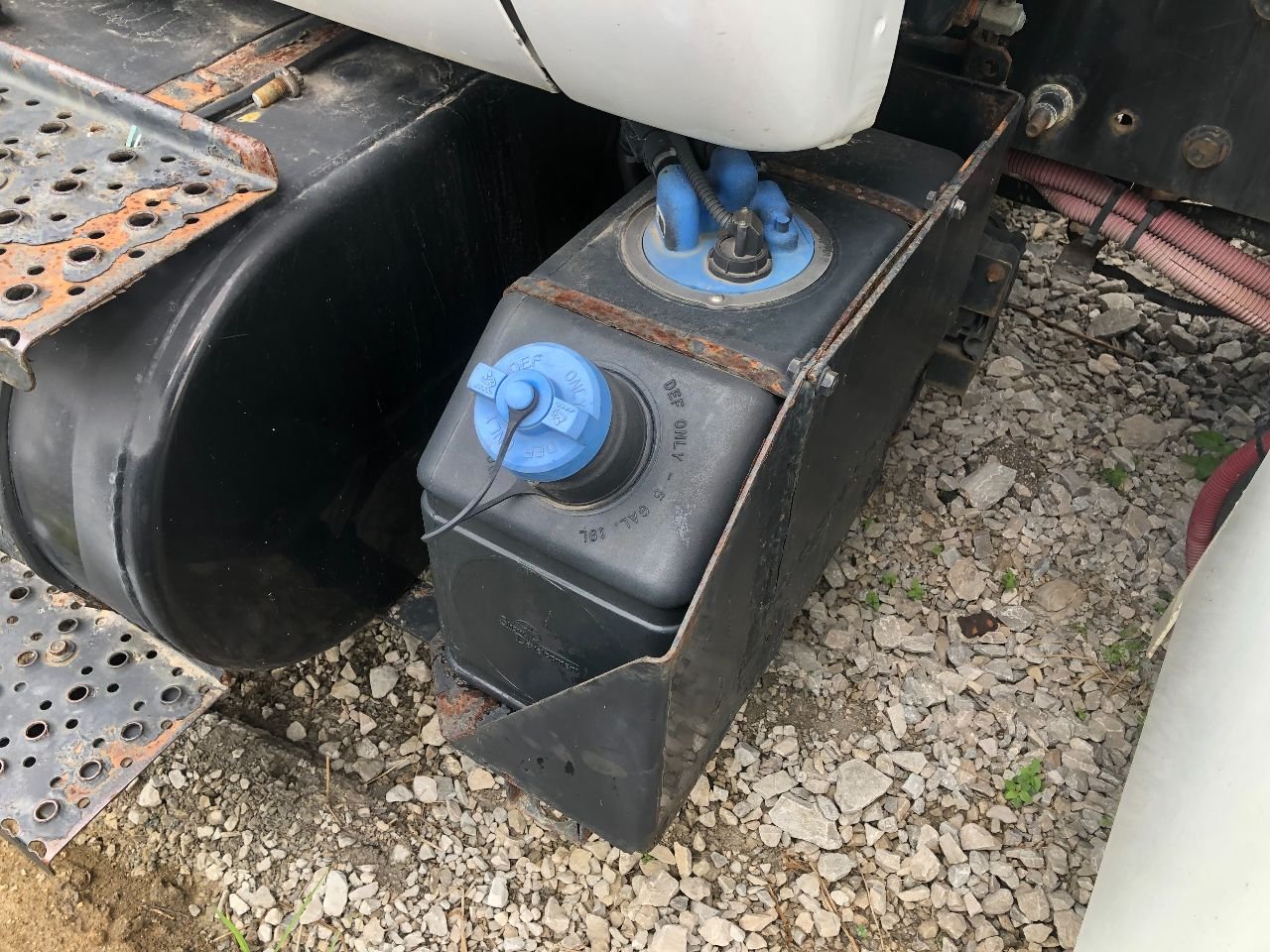 908-0104 | Ford F750 DEF | Urea Tank for Sale