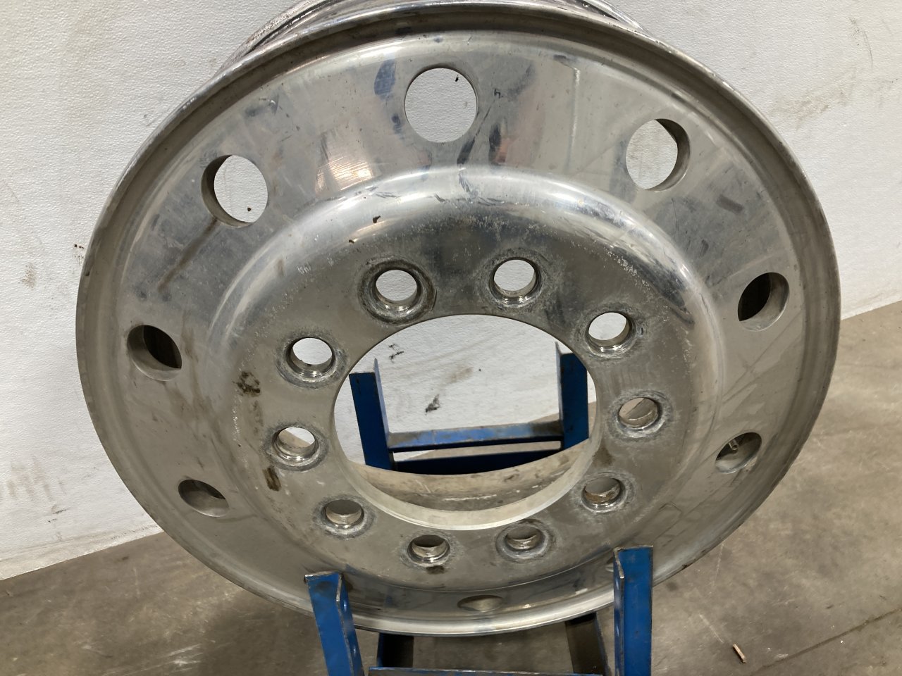 Budd 24.5 ALUM Wheel for Sale