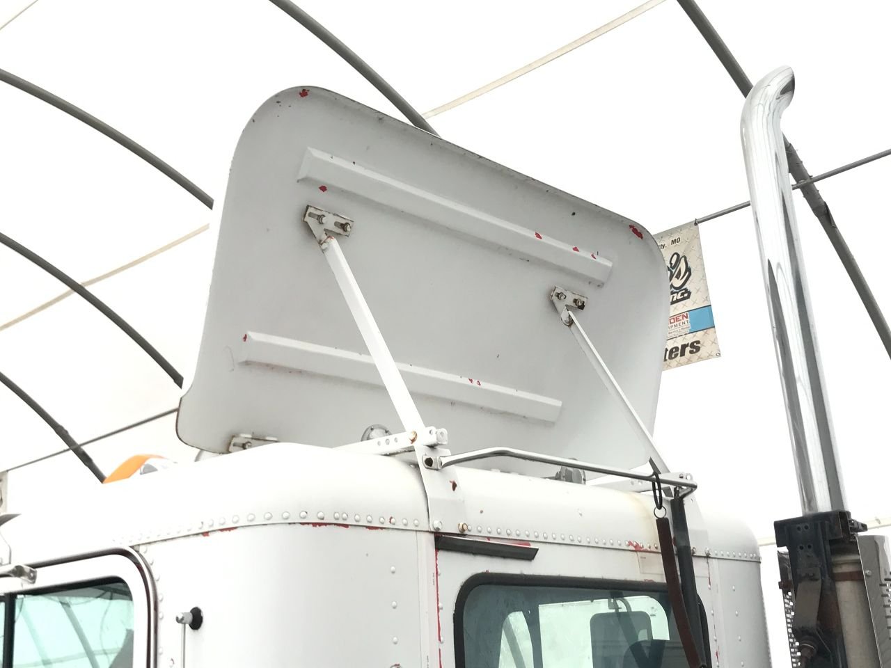 Freightliner FLD120 Wind Deflector for Sale