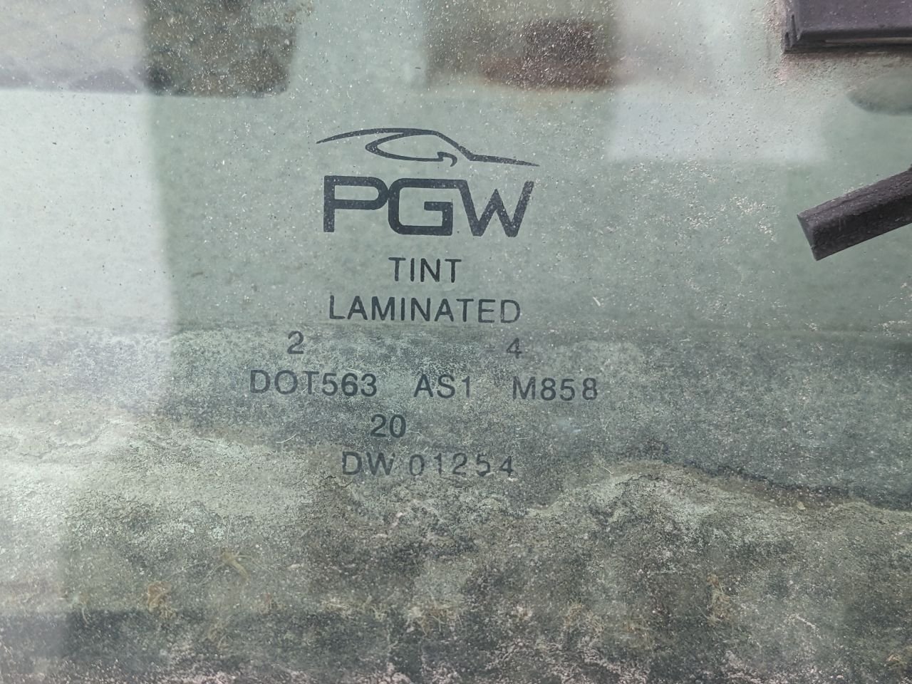 DW 01254 | Sterling L9522 Windshield for Sale