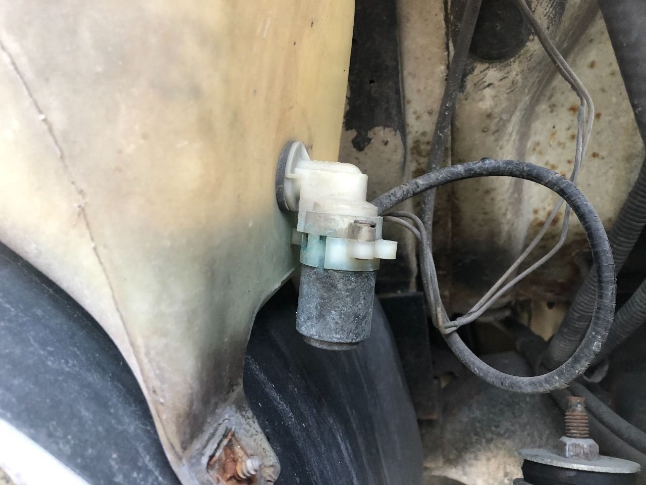 International 4700 Windshield Washer Motor for Sale