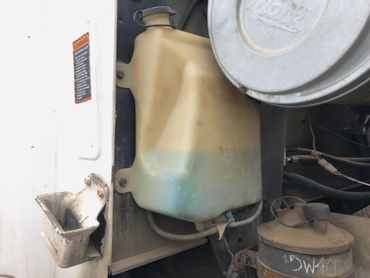 Mack CL600 Windshield Washer Reservoir for Sale