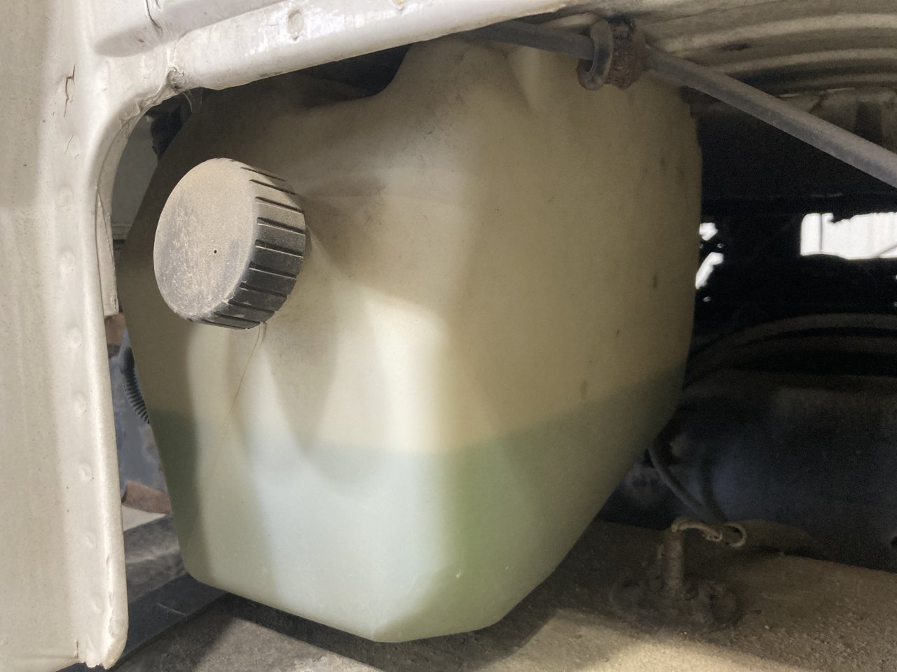Freightliner FL80 Windshield Washer Reservoir for Sale