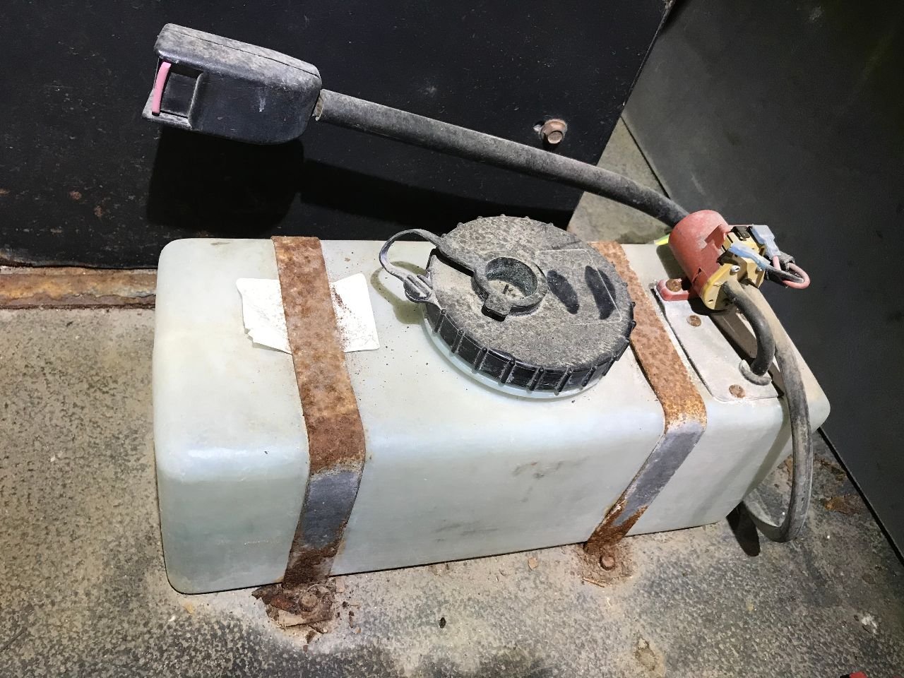 Volvo WCA Windshield Washer Reservoir for Sale