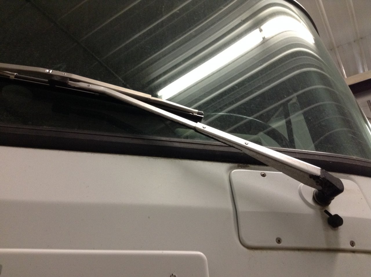 International 9700 Windshield Wiper Arm for Sale