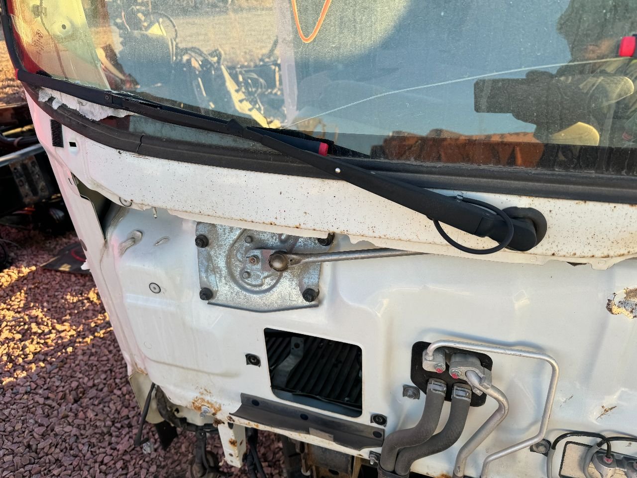 Isuzu NPR Windshield Wiper Arm for Sale