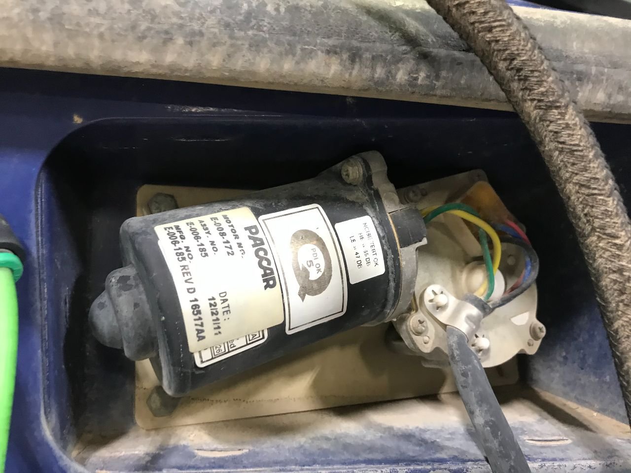 E008172 | Peterbilt 365 Windshield Wiper Motor for Sale