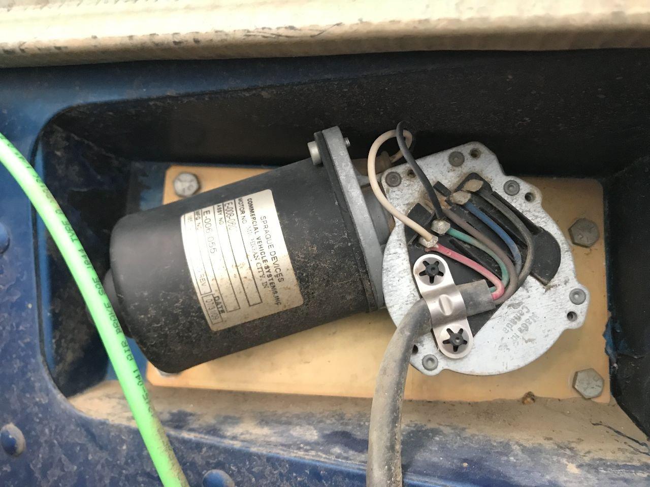 Peterbilt 367 Windshield Wiper Motor for Sale