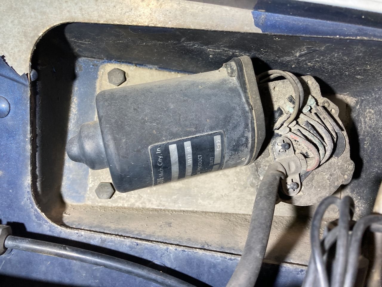 E606055 | Peterbilt 379 Windshield Wiper Motor for Sale