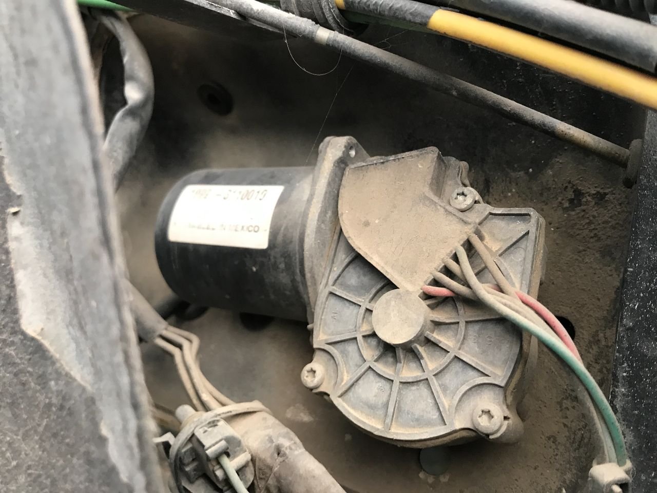 Volvo N12 Windshield Wiper Motor for Sale