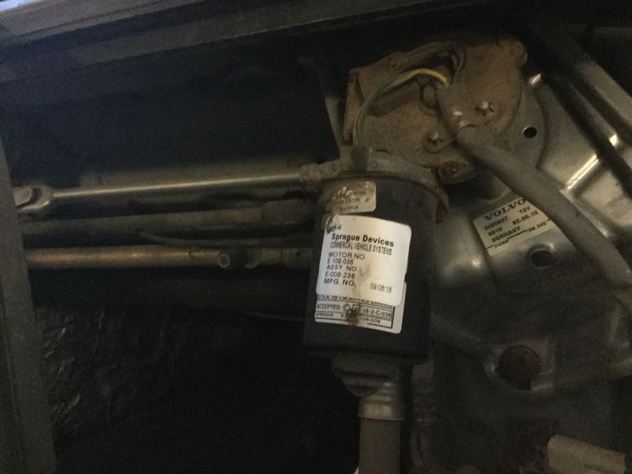 E-108-036 | Volvo VNM Windshield Wiper Motor for Sale
