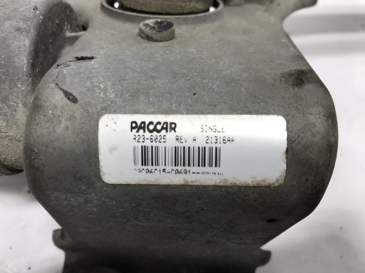 R23-6025 | Kenworth T680 Wiper Transmission for Sale