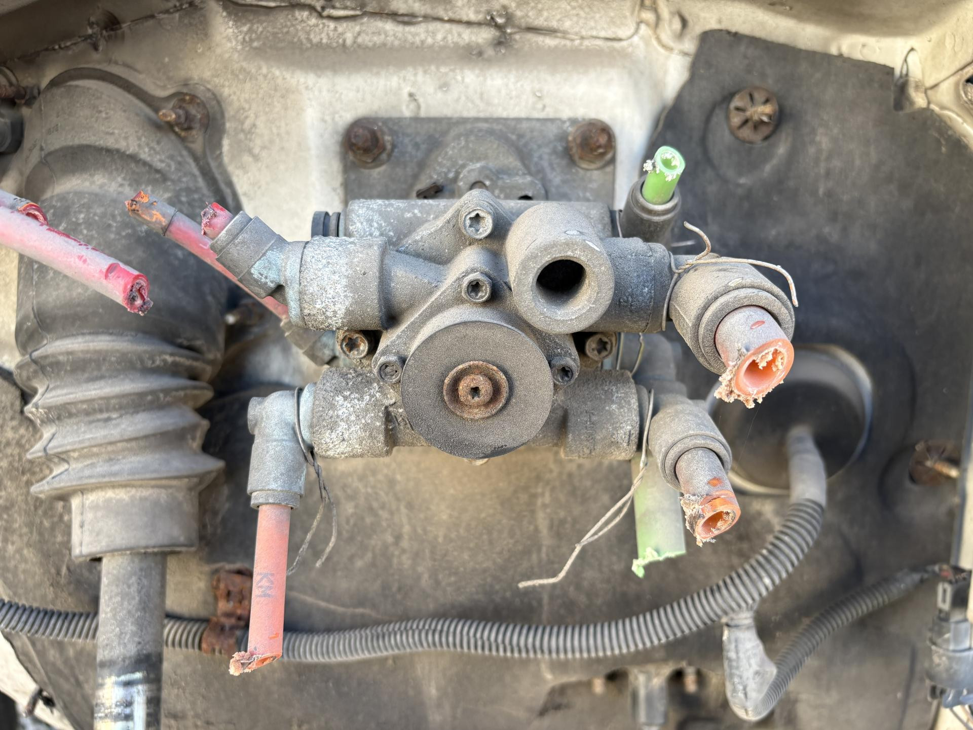 T-5005 | Bendix Air Valve for Sale