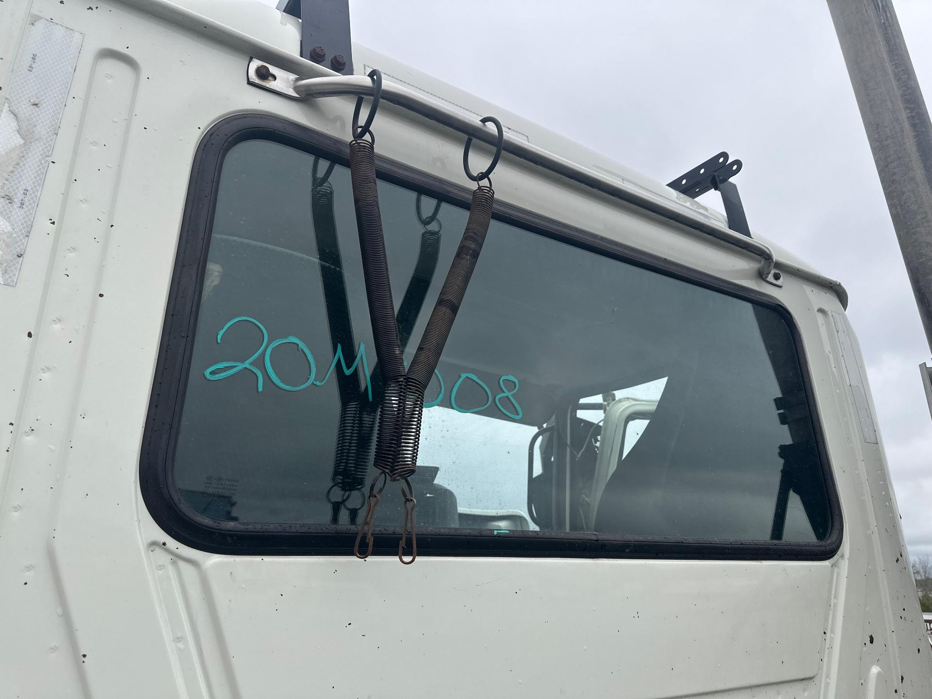 Mack PINNACLE Back Glass for Sale